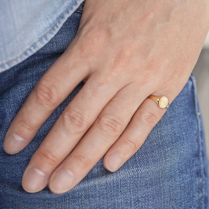 Chevalière Or Jaune 375, 6 x 9,50 mm couronne perlée - Ocarat