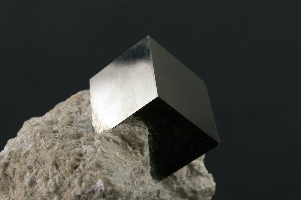 Pyrite : Tout savoir sur les pyrites - Ocarat
